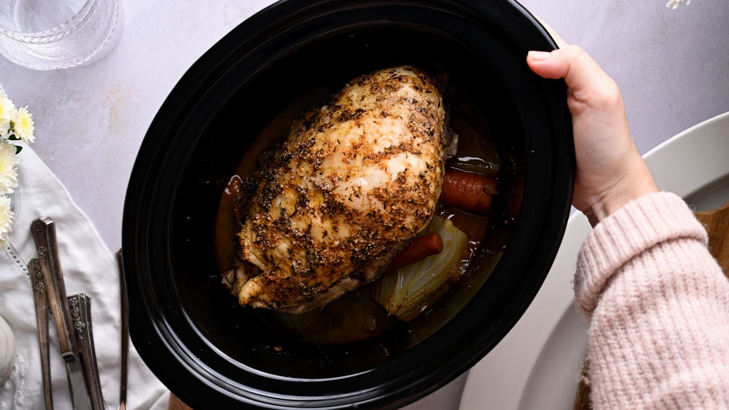 Crockpot Boneless Turkey Breast (Foolproof! 5 Minute Prep)- Slender Kitchen