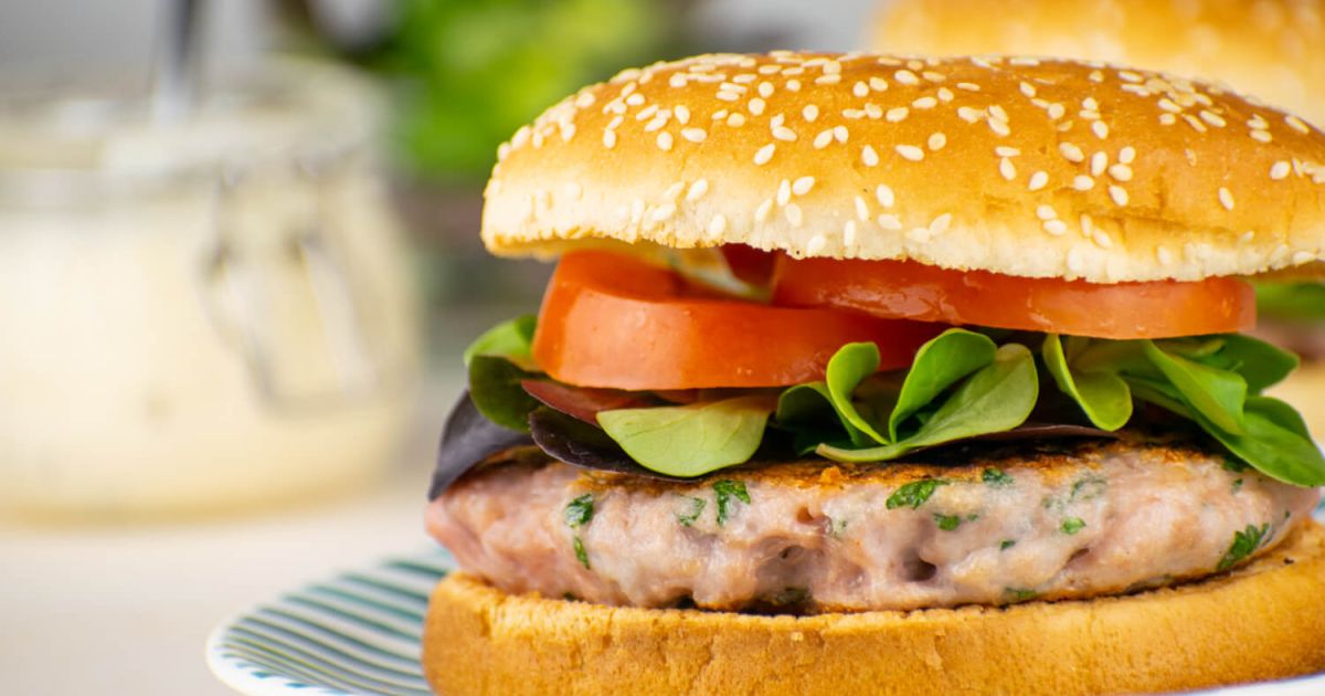 Chicken Caesar Burger - Slender Kitchen