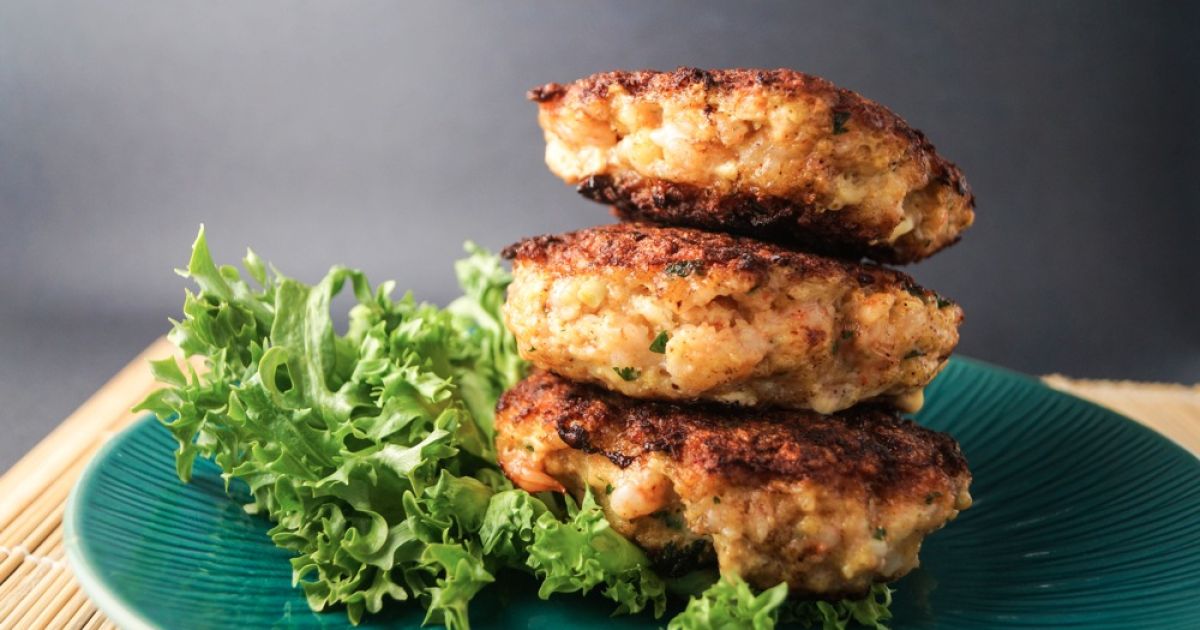 Crispy Shrimp Burgers - Slender Kitchen