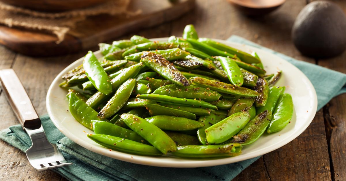 Garlic Sugar Snap Peas - Slender Kitchen