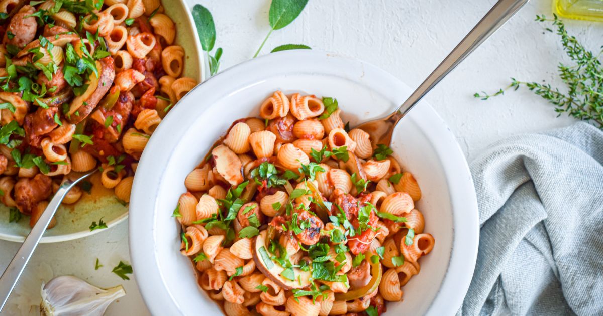 Sausage and Pepper Pasta Shells - Slender Kitchen