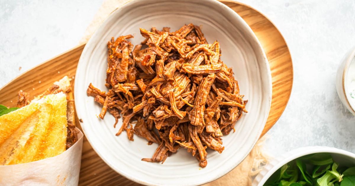 Slow Cooker Italian Shredded Beef - Slender Kitchen