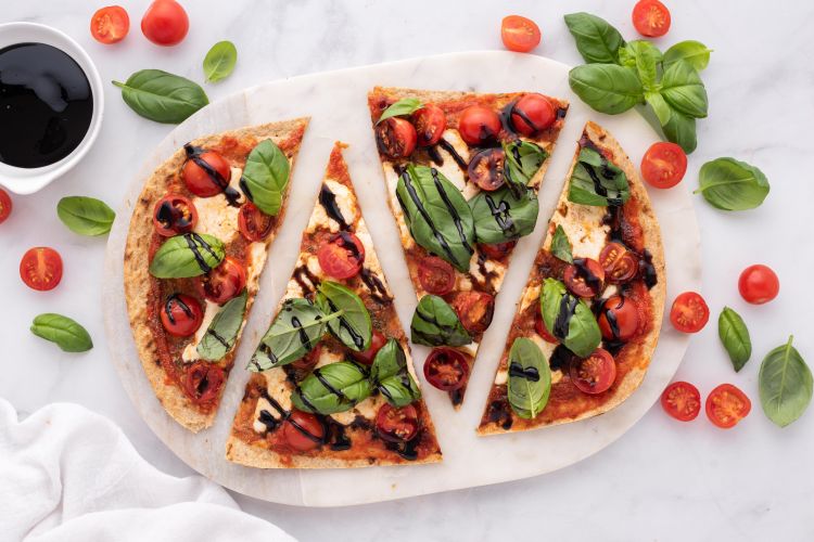 Caprese Flatbread - Slender Kitchen