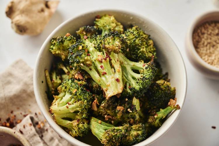Sesame Broccoli - Slender Kitchen