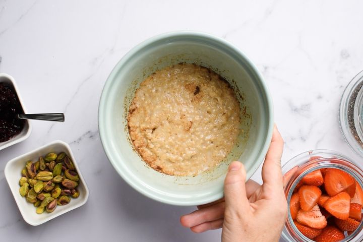 Best Microwave Oatmeal (Foolproof Recipe) - Slender Kitchen