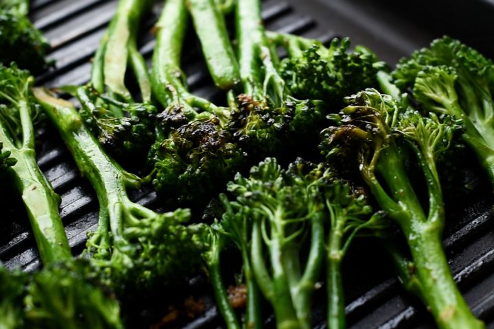 Garlic Grilled Broccolini - Slender Kitchen
